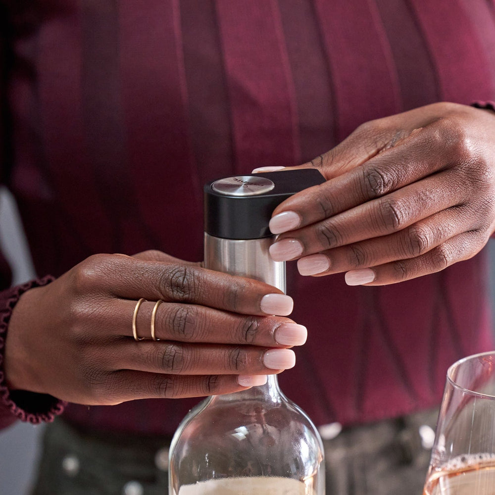 Wine Bottle Stopper & Stand